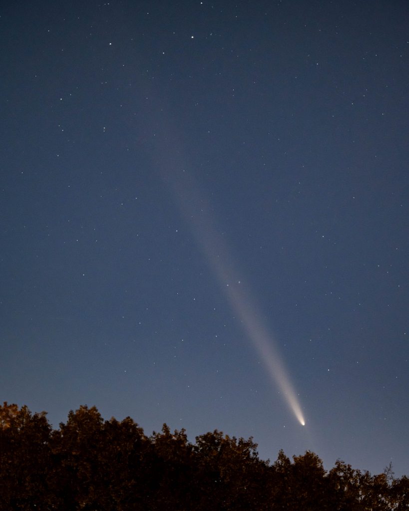 Comet Update | Aurora, Aurora Everywhere - Cosmic Pursuits
